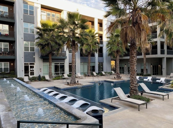 Cozy Apartment At The Riverwalk - Hot Wells - San Antonio