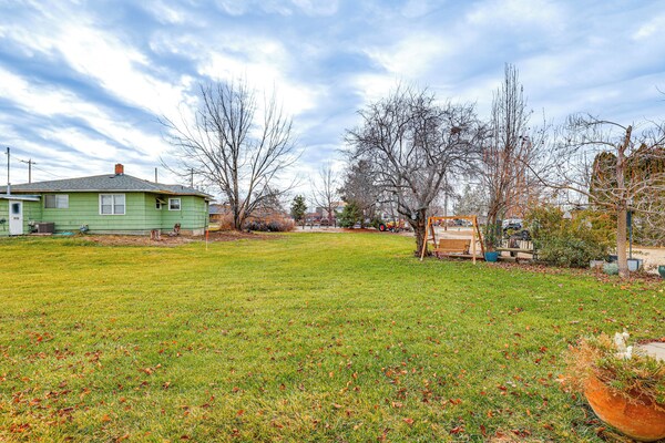 1 Mi To Old Town: Cbs Hidden Haven W/ Farm - Meridian, ID