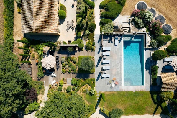 Lecrin De Nature : Un Havre De Paix Au Cœur De La Provence - Saint-Saturnin-lès-Apt
