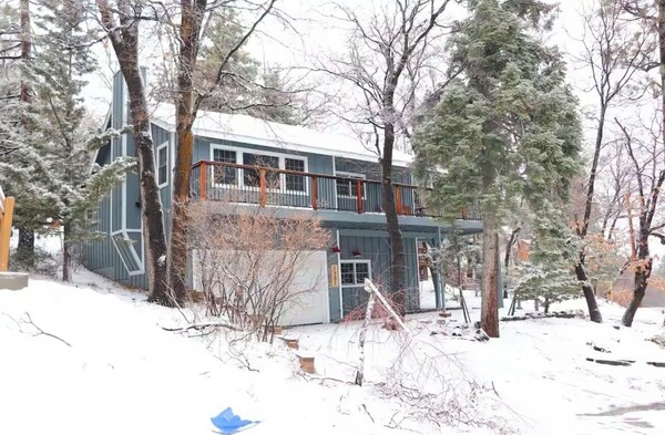Snow Haven Cabin - Moonridge - Big Bear, CA