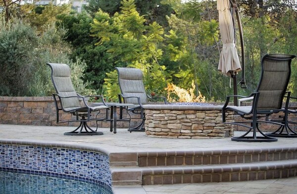 Serene Hillside Oasis With Pool, Spa, & Bbq - 20 Min To Beach - Bonsall, CA