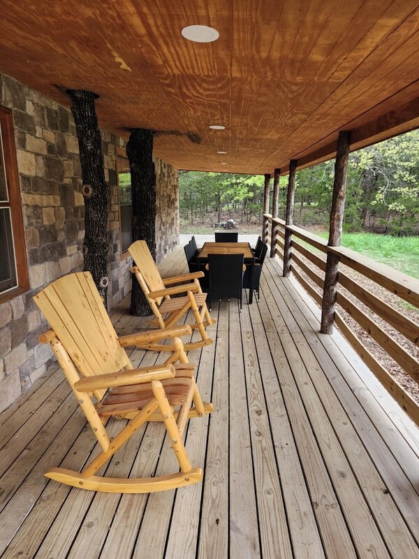 Tranquil 2-bedroom Cabin On An Acre In Serene Pottsboro, 4 Mins To Lake Texoma! - Lake Texoma