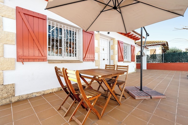 Apartamento 'La Lola' Con Terraza Privada, Wi-fi Y Aire Acondicionado - Comarruga