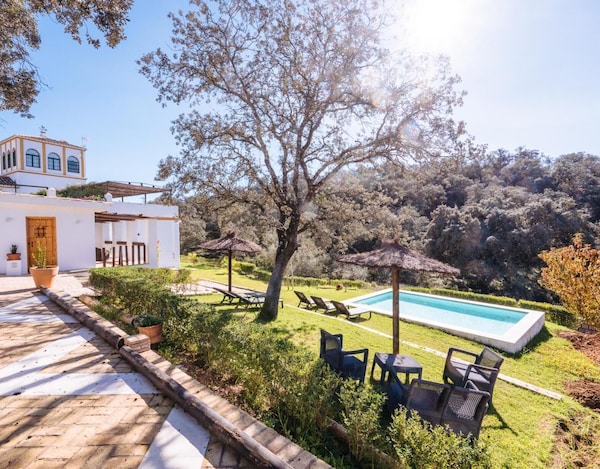 Maison De Campagne "Los Gorriones" Avec Vue Sur Les Montagnes, Piscine Privée Et Wi-fi - Andalousie