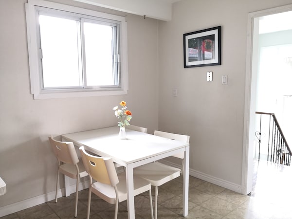Comfort And Bright House 7 Minutes To Finch Station In Toronto Big Space. - Markham