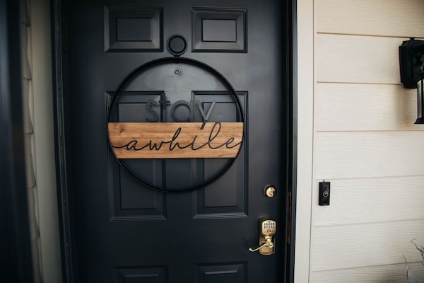 Charming 3-bedroom House With Privacy Fence Backyard In Quaint Canyon. - Canyon, TX