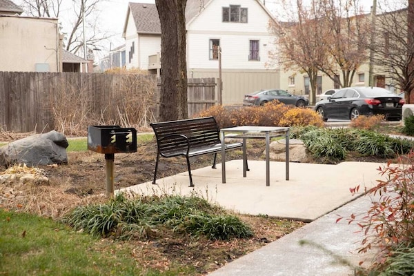 5 Warm Combined Apartments Near Lucas Oil Stadiom - Indianapolis