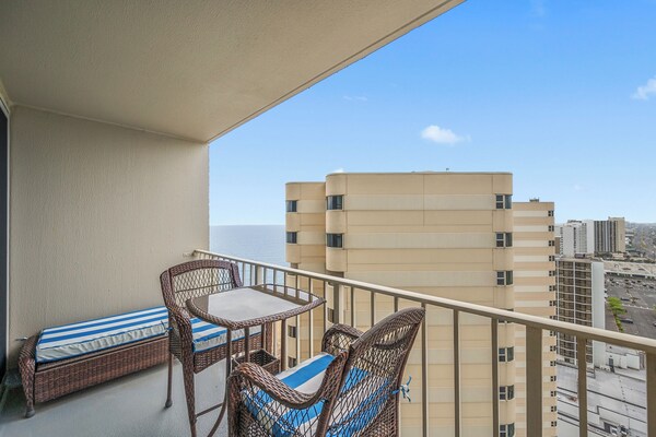 Gorgeous Newly Remodeled Ocean Front 2 Bedroom 2 Bath Condo With Private Balcony! - Ocean City, MD