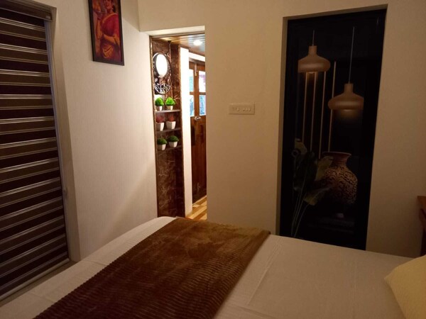 Nice And Calm 2-bedroom Homestay  With Wifi, Ac In Pleasant Cherai Beach - Kodungallur