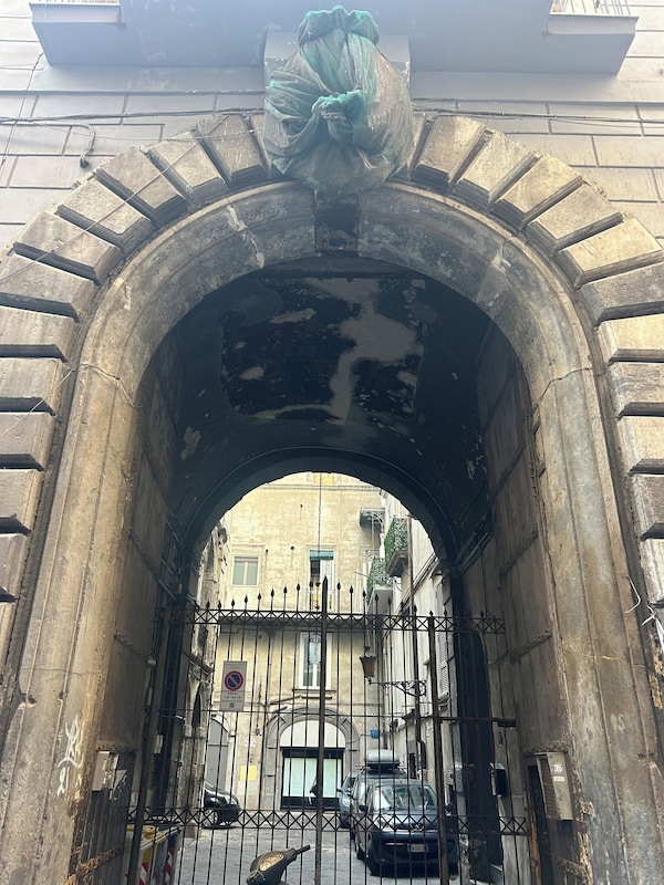 Le Suite Di Giordy E Peppe Al Centro Storico - Napoli