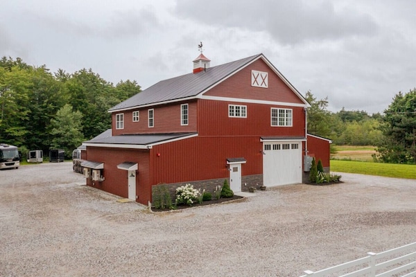 Countryside Oasis Charming 1br Farmhouse Getaway - Westbrook, ME