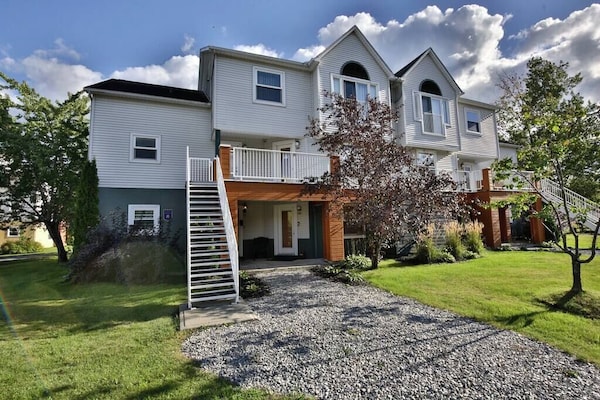 Condo 2 Rooms Club Azur Near The Lake - Legal - Magog