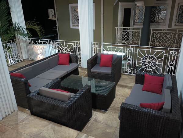 Himma's Superior Luxury Apartments With Stunning Sea And Mountain Views - Freetown