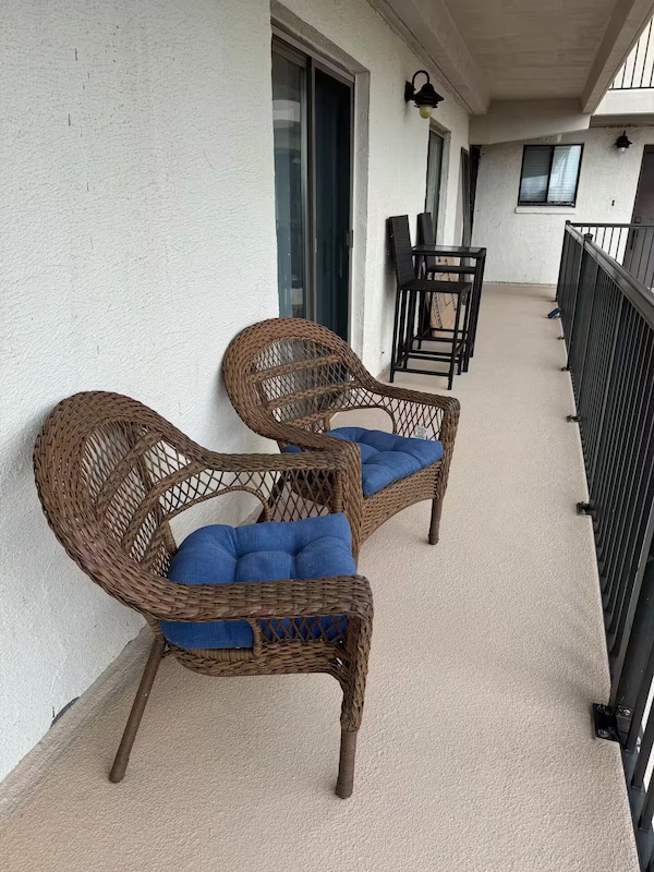 Beach Block Condo In Quiet Northend Of Seaside Heights, 4 Beach Passes Included - Point Pleasant, NJ