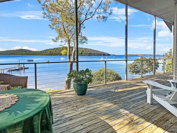 Waterfront Getaway In Quiet Off-grid Hamlet. Pet-friendly. - Lemon Tree Passage