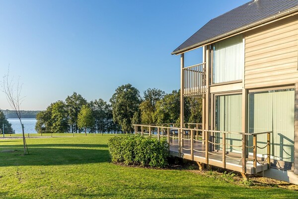 Villa En Boussu-lez-walcourt Con Terraza - Froidchapelle