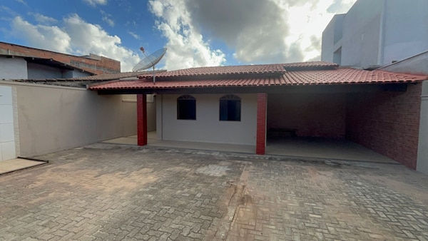 Guriri Beach House - Close To Everything, Supermarket And Beach. - São Mateus