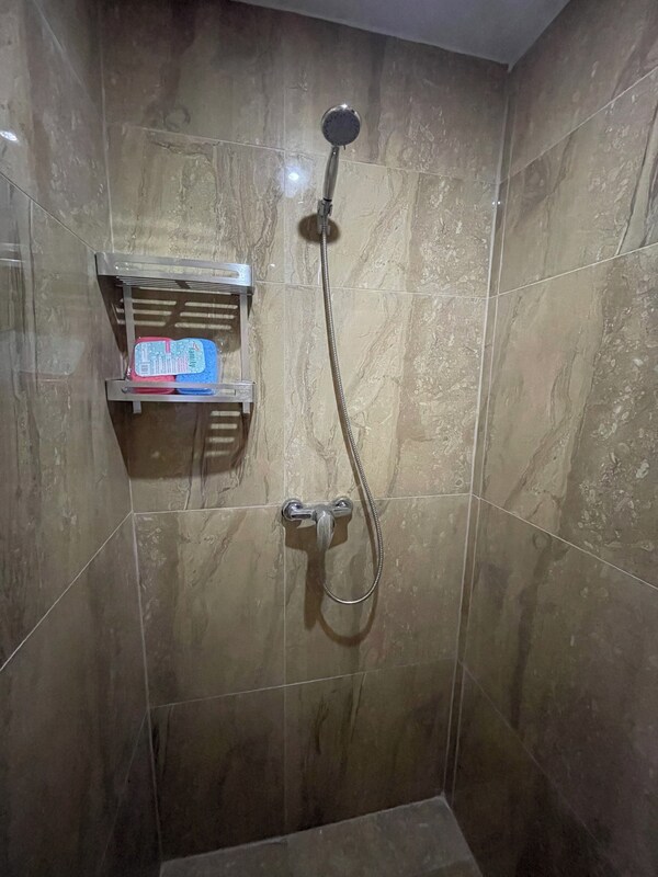 Pamihouse Apartment In The Beautiful District Of Fier, Wifi And Free Parking - Prefettura di Fier
