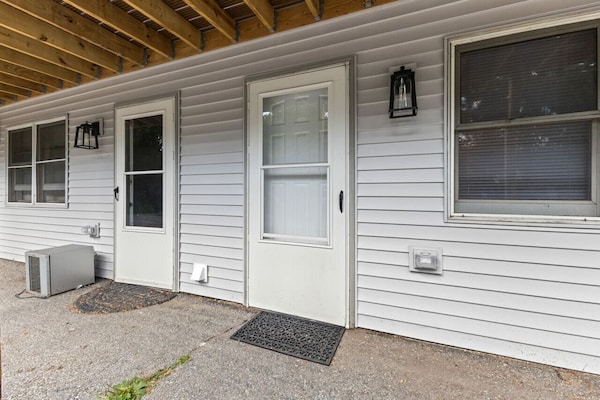 Cozy 1br In Winooski! - Burlington, VT