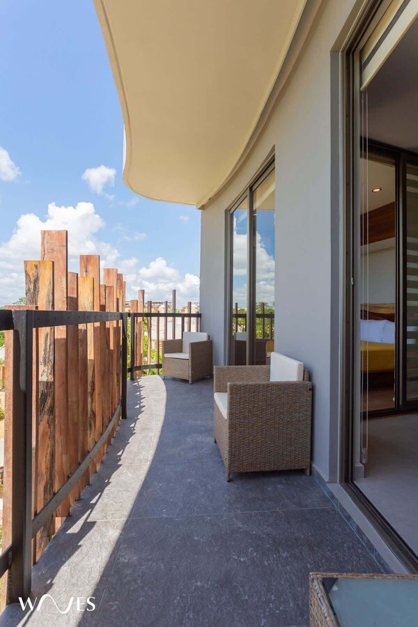 1 Bedroom With Park View In Condominium With Gym, Sauna And Steam Room - Tulum