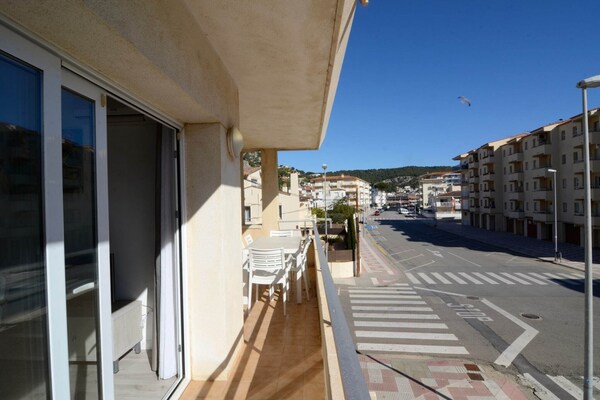 Apartment In Estartit Near Sandy Beaches - L'Estartit