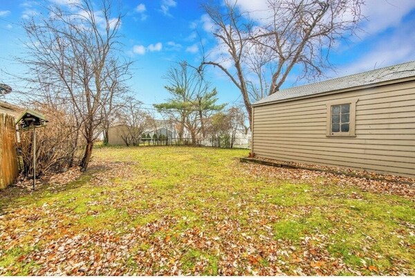 Lovely Home In R. Oak Near Birmingham! Gorgeous, Pet-friendly, King Bed, Deck! - Royal Oak, MI