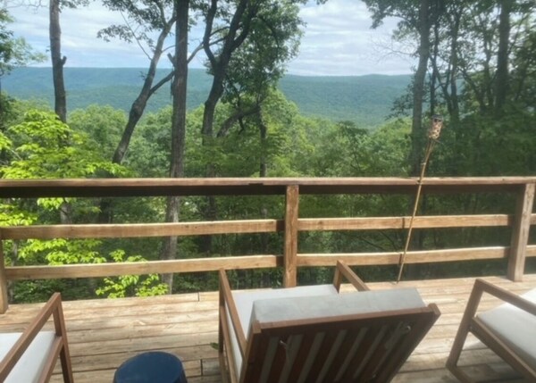 30+ Day Rental -Charming 3-bedroom Cabin With Wifi, Ac In Peaceful Great Cacapon - West Virginia