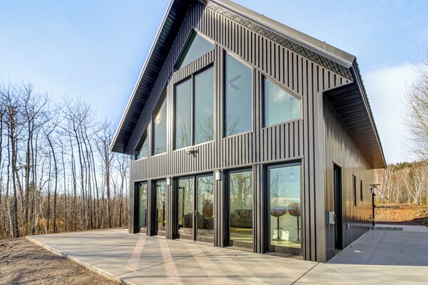 2 Mi To Lutsen Mtns: Modern Cabin W/ Fire Pit! - Lutsen, MN