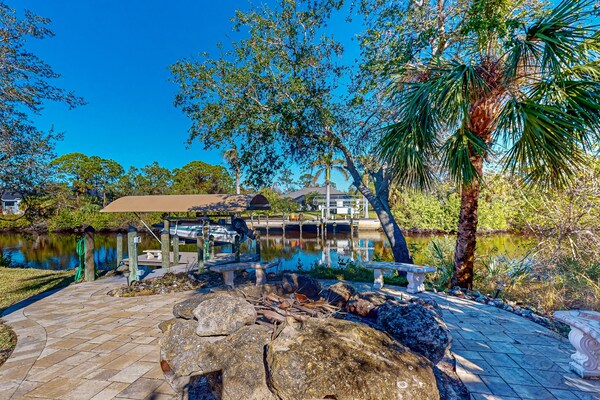 Beautiful Home With Private Pool, Dock, And Fireplace For You To Enjoy - North Port, FL