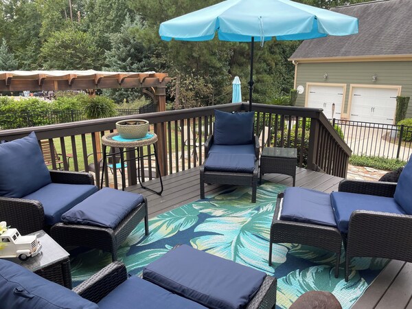 Charming 4 Bedroom Two Story Home In A Golf Course Neighborhood. - Harlem, GA