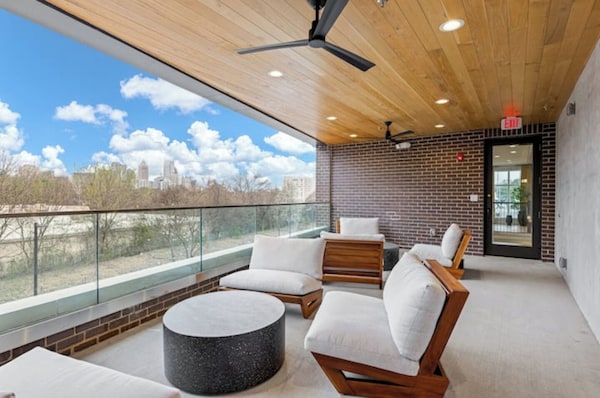 Cozy 1-bedroom Condo, Fitness Room In Brilliant Atlanta-ponce City Market Area - Brookhaven, GA