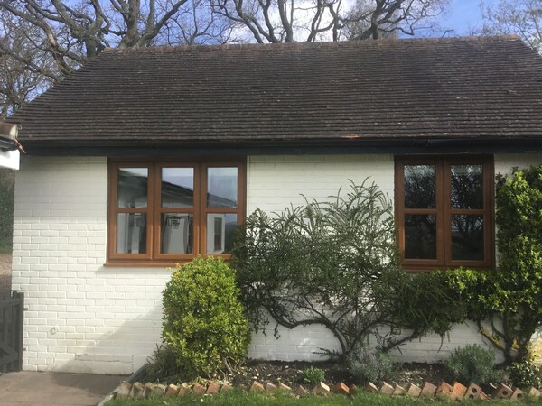 Cosy Cottage In The Countryside Surrounded By Great Walks - ハンプシャー