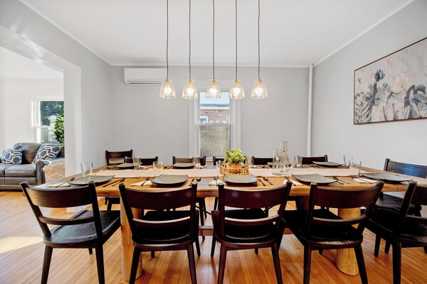 Spacious 5-bedroom Home With Game Room In Amherst - Mins To Umass - Northampton, MA
