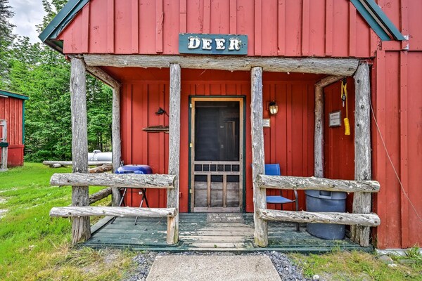 Charming 3-bedroom Cottage In Peaceful Solon With Wifi - Maine