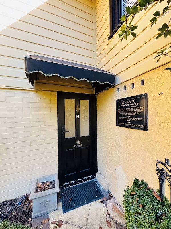 Leura's Magical Manderley - 1 Bedroom Unit - Leura
