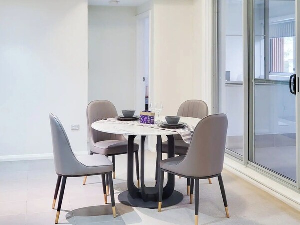 One Bedroom Apartment Walk To Gordon Train Station - Gordon