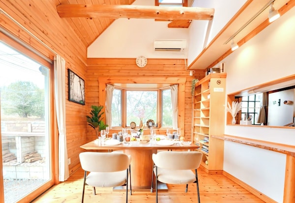 Private Log House In Sano City With Wood Stove Hammock Board Games And Projector Screen / Sano Tochigi - Sano