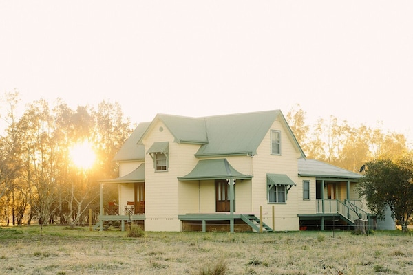 Delightful Farm Property With Lakes Nearby And 20 Minutes To Seal Rocks - Myall Lakes National Park