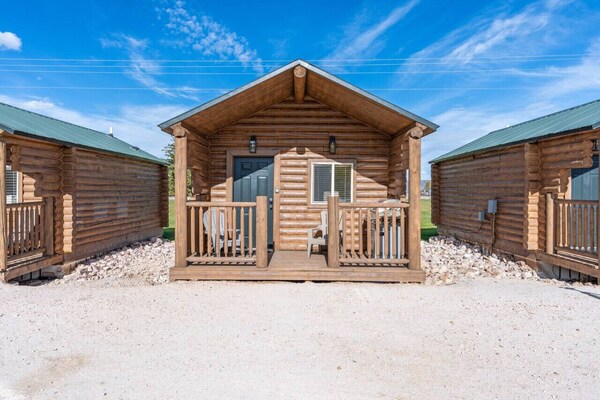 #4 Bear Lake Cabin! Newly Remodeled! Ac! Sleeps 4! - Bear Lake