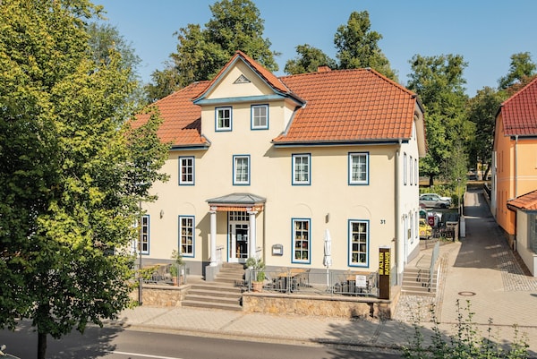 Großzügiges Dachgeschoss Mit Fachwerk-flair Und Weitblick Für 4 - Brotterode-Trusetal