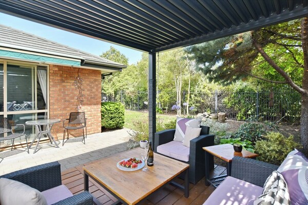 Stay At Puhara - Parklands Escape - Christchurch