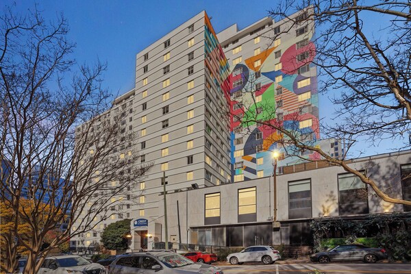 Crest At Peachtree 503  Spacious 1 Bd 1 Bth - Atlanta, GA