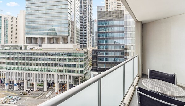 Executive Twin Studio W/ Private Balcony At Cunningham Street, Sydney Cbd - Allianz Stadium