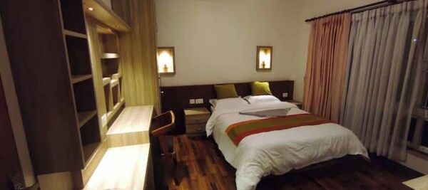 2 Bhk Deluxe Apt- Raniban Suites - Katmandú