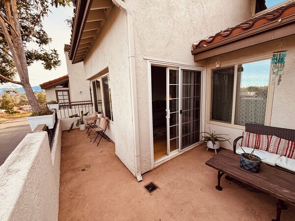 Charming 3-bedroom Townhome With Ac And Wifi In Serene Mission Viejo - Lake Forest, CA