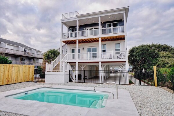 This Is How We Roll- Pool! - Surf City, NC