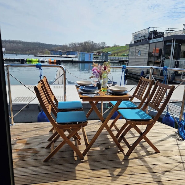 Hausboot El'milia - Sachsen-Anhalt