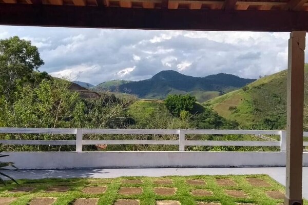 Chalé Com Vista Para Montanhas Na Cervejaria Jybá - Itajubá