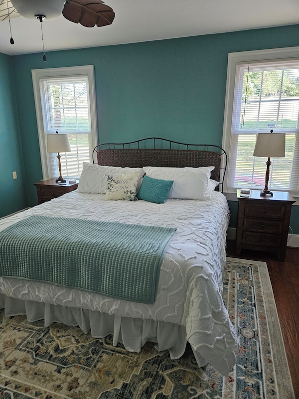 The Serene Farm Life...without All The Work! Lots Of Space And Privacy! - Eagle Rock, VA