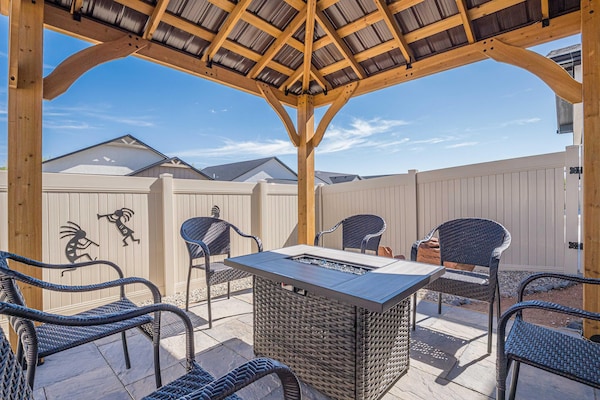 New! Junction Escape: Modern Home W/ Office - Colorado Mesa University, Grand Junction